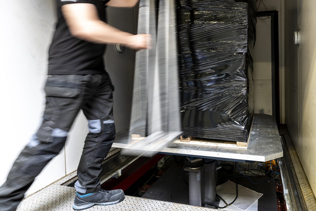 Vibration Test – Sinus & Random Simulation | The Sebert Group